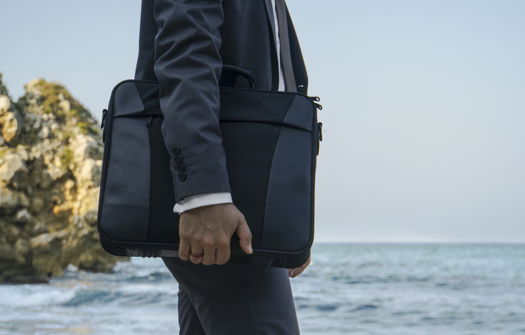 Top 10 Best 17-Inch Laptop Cases in 2021 (Case Logic, Tomtoc, and More ...